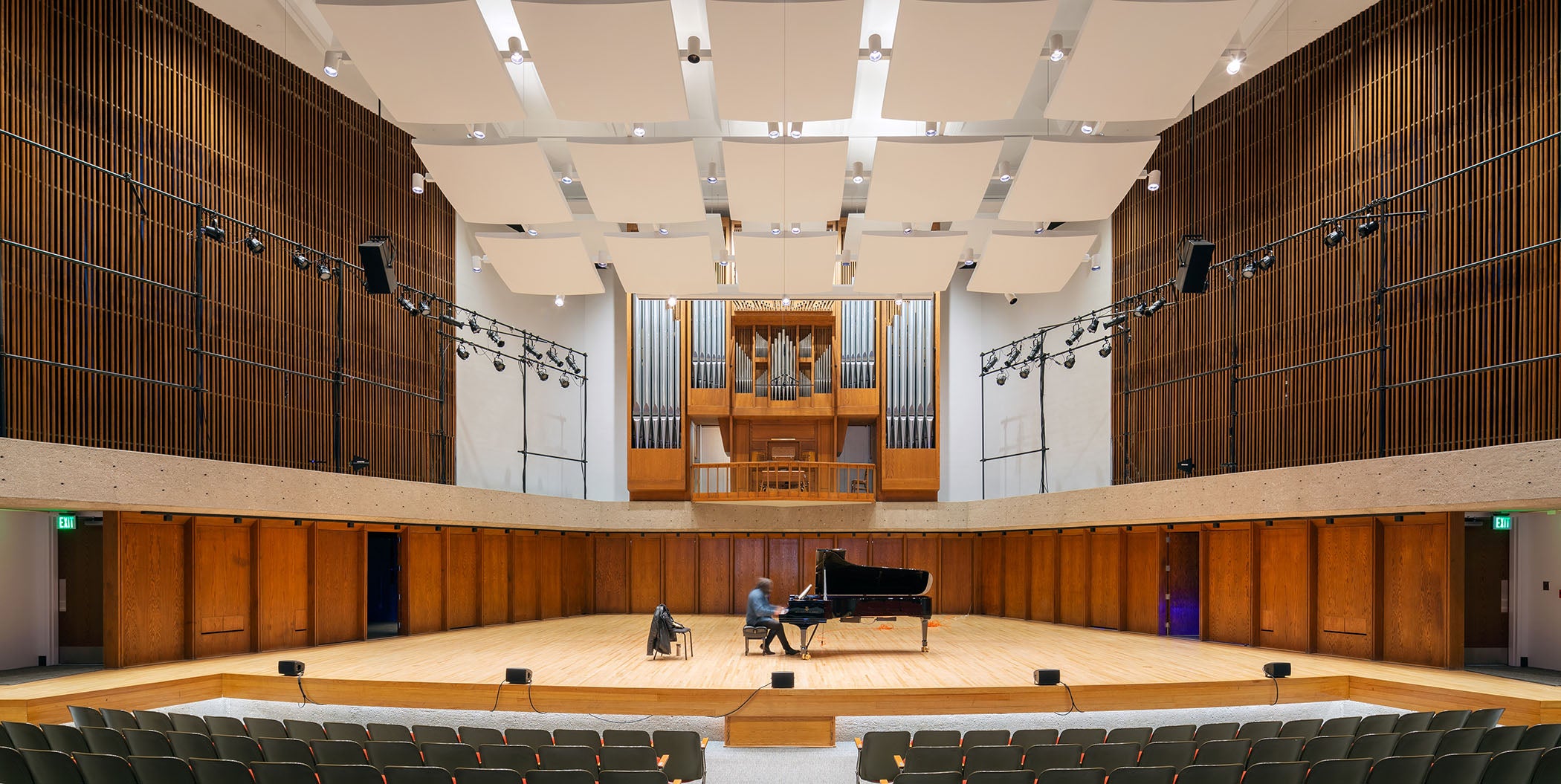 Strauss Performing Arts Center Addition and Renovation | HDR
