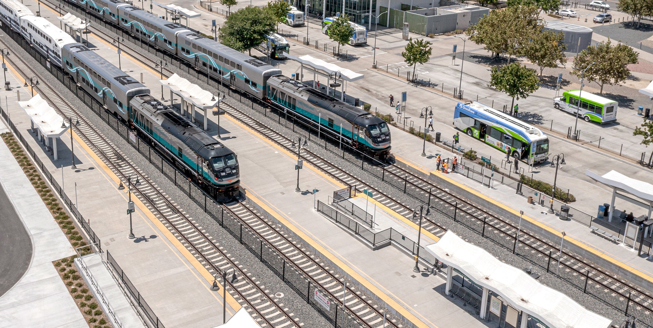 4 Factors That Will Shape the Transit Industry in 2023 | HDR