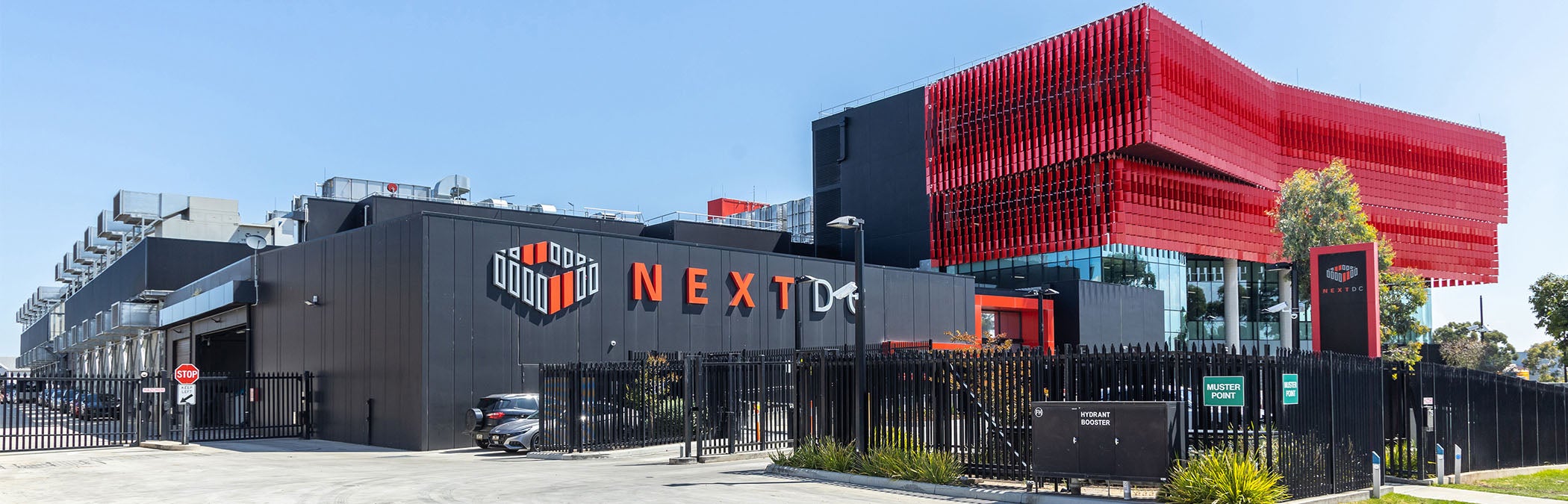 M2 Melbourne Data Center | HDR